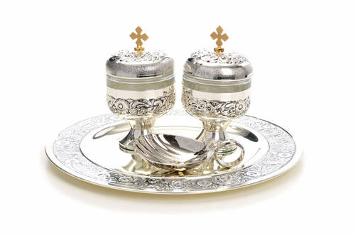 Holy oils: baptism set with two vases and a shell | online sales on ...