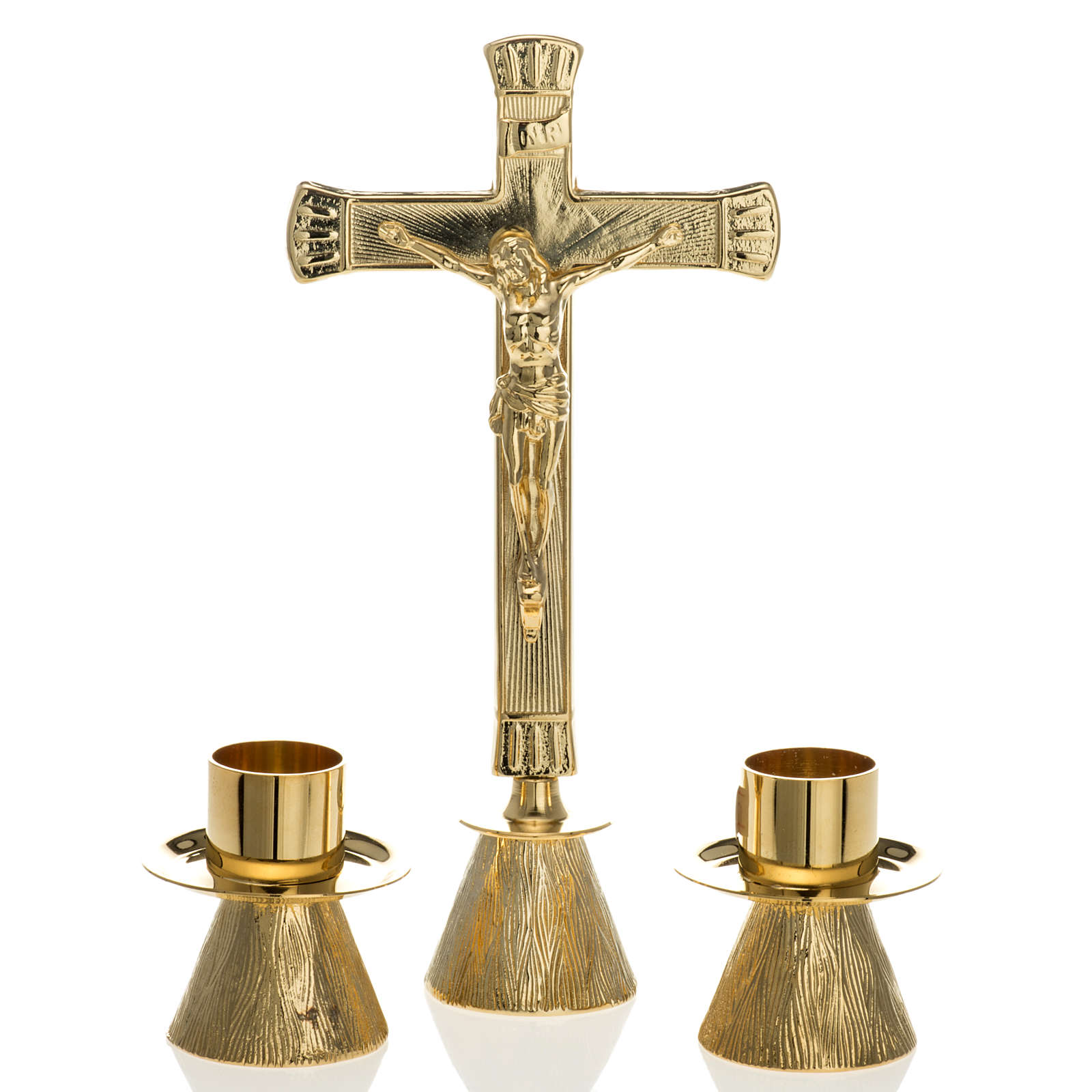 Croix d'autel avec chandeliers laiton | vente en ligne sur HOLYART