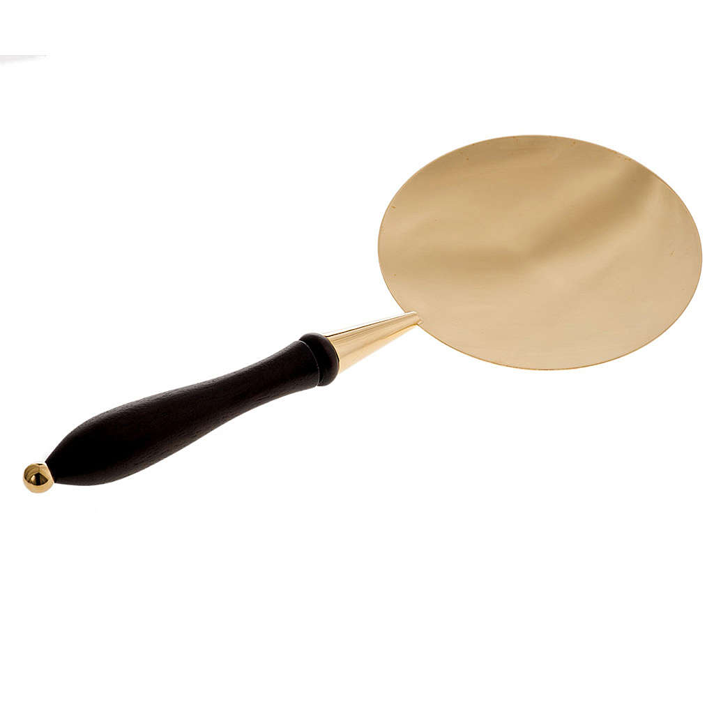 Communion paten with handle, gold plated brass | online sales on ...