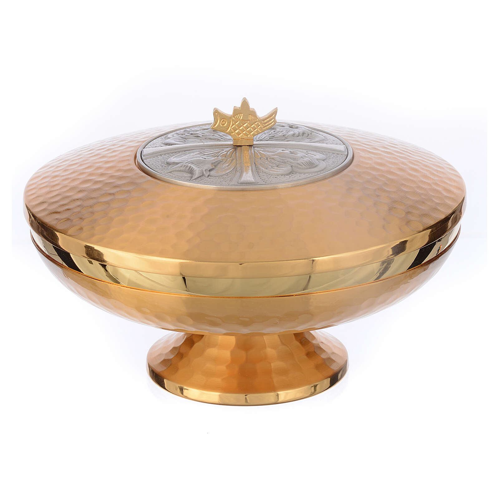 Ciborium in gold-plated brass, low and hammered decor. 18cm | online ...