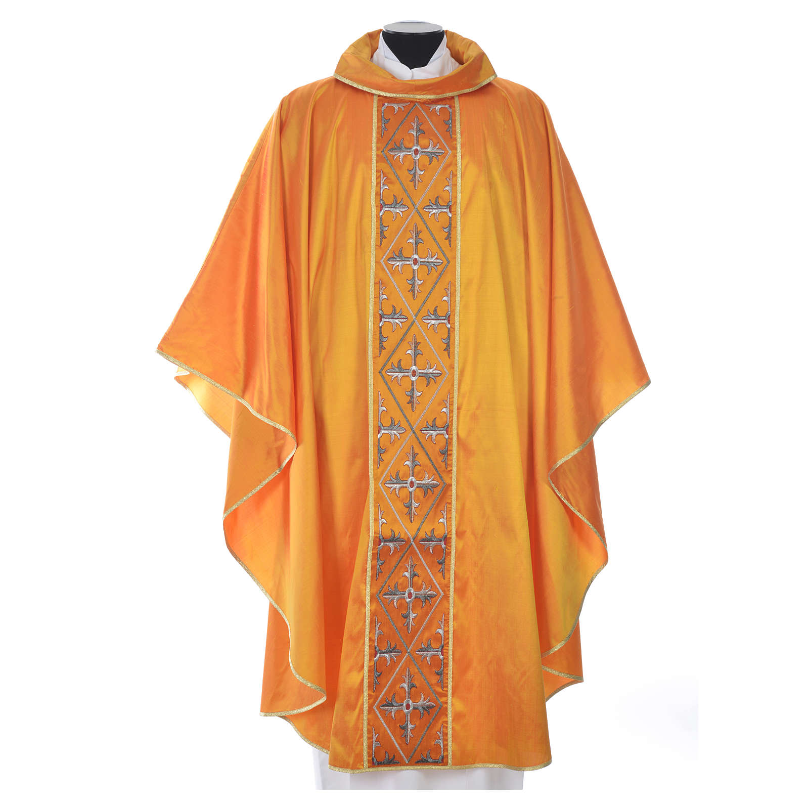 Catholic Priest Chasuble in 100% silk with cross design | online sales ...