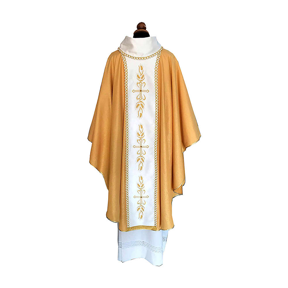 Priest Chasuble in Papal fabric | online sales on HOLYART.com