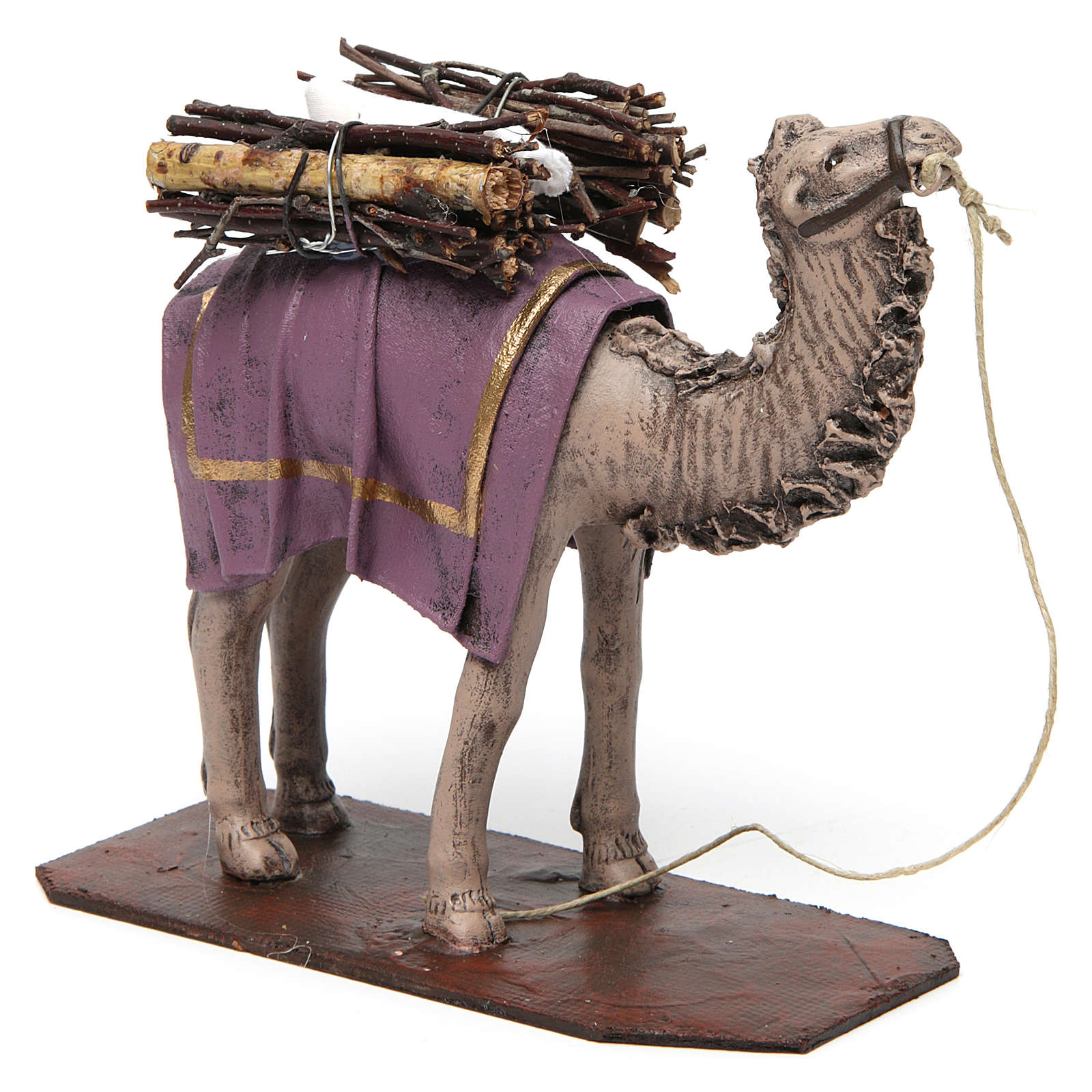 Standing camel with load in terracotta for Nativity Scene 14 | online ...