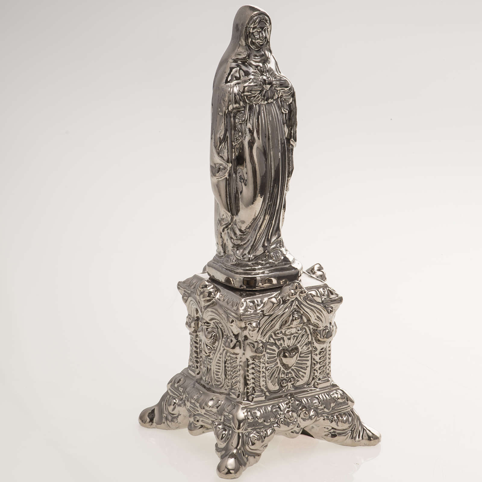 Ceramic statue, platinum colour, Sacred Heart of Mary on throne ...