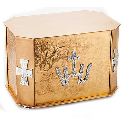 Tabernacle with exposition of the Blessed Sacrament, cross | online ...